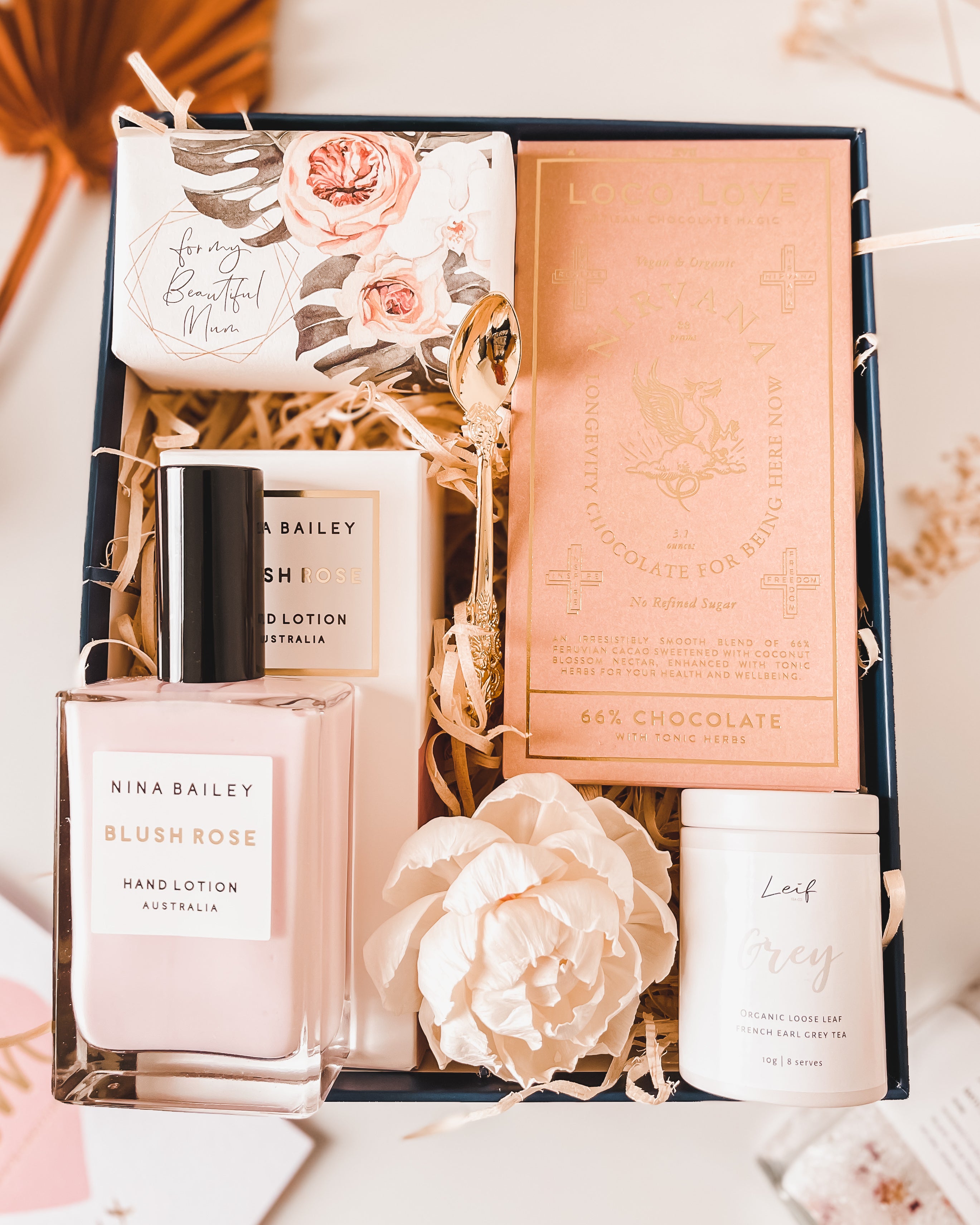 MUM // EDIT 7 – Rowdin Grace